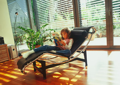 SMI-Aktor setzt Sonnenschutz in Szene