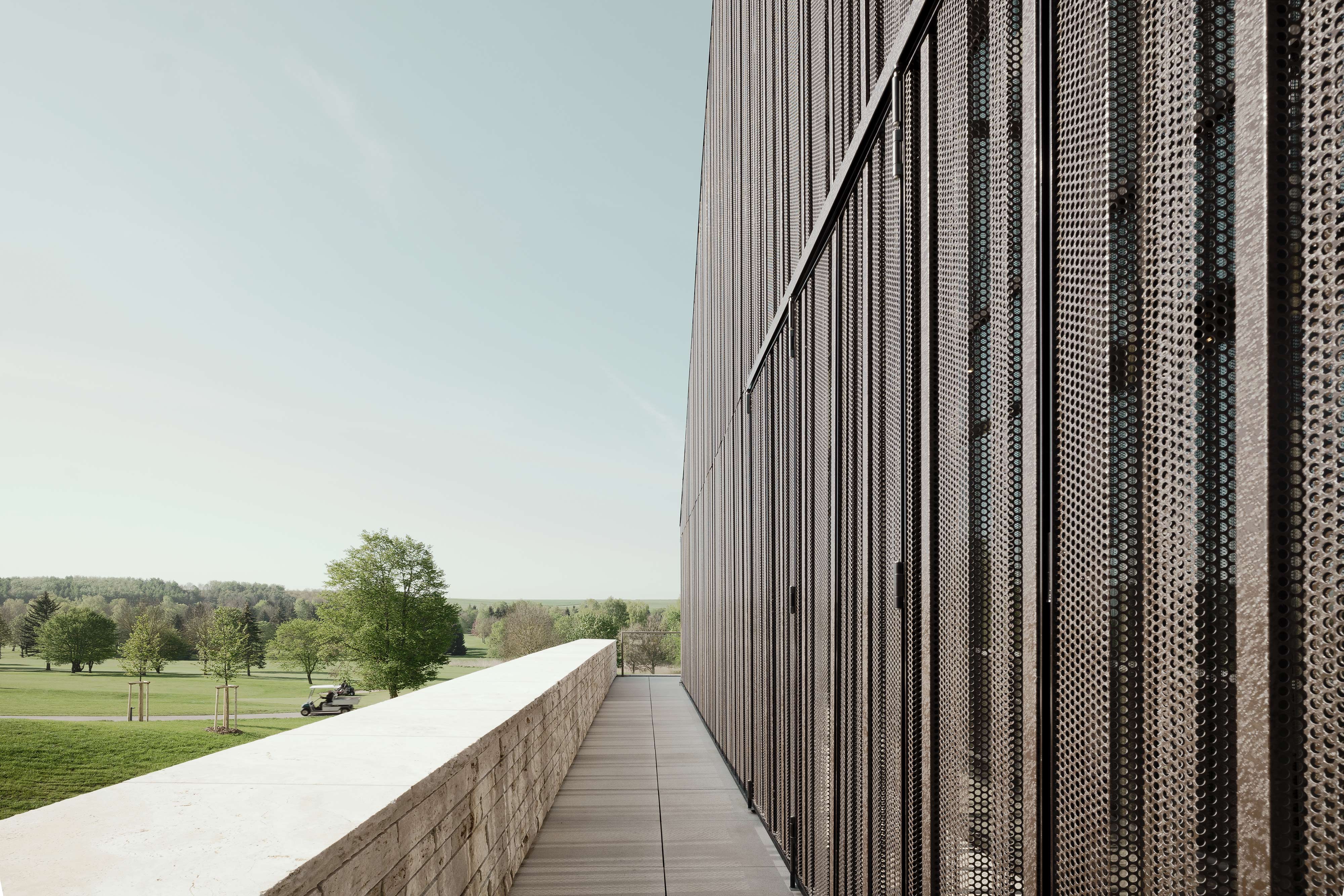 VHF-Fassadenpreis 2020 geht an ein Hotel mit Faltenwurf bzw. Allmann ...